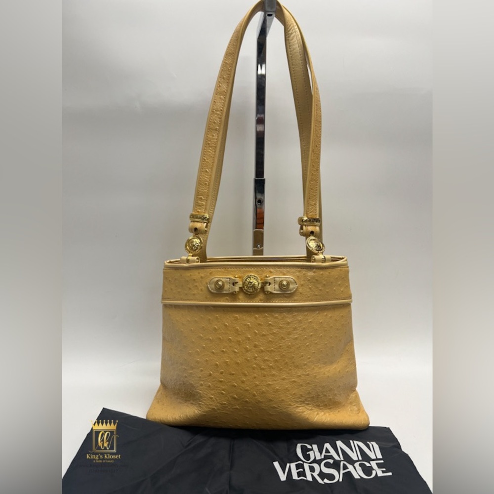 Gianni Versace Vintage Medusa Ostrich Shoulder Bag - Gem